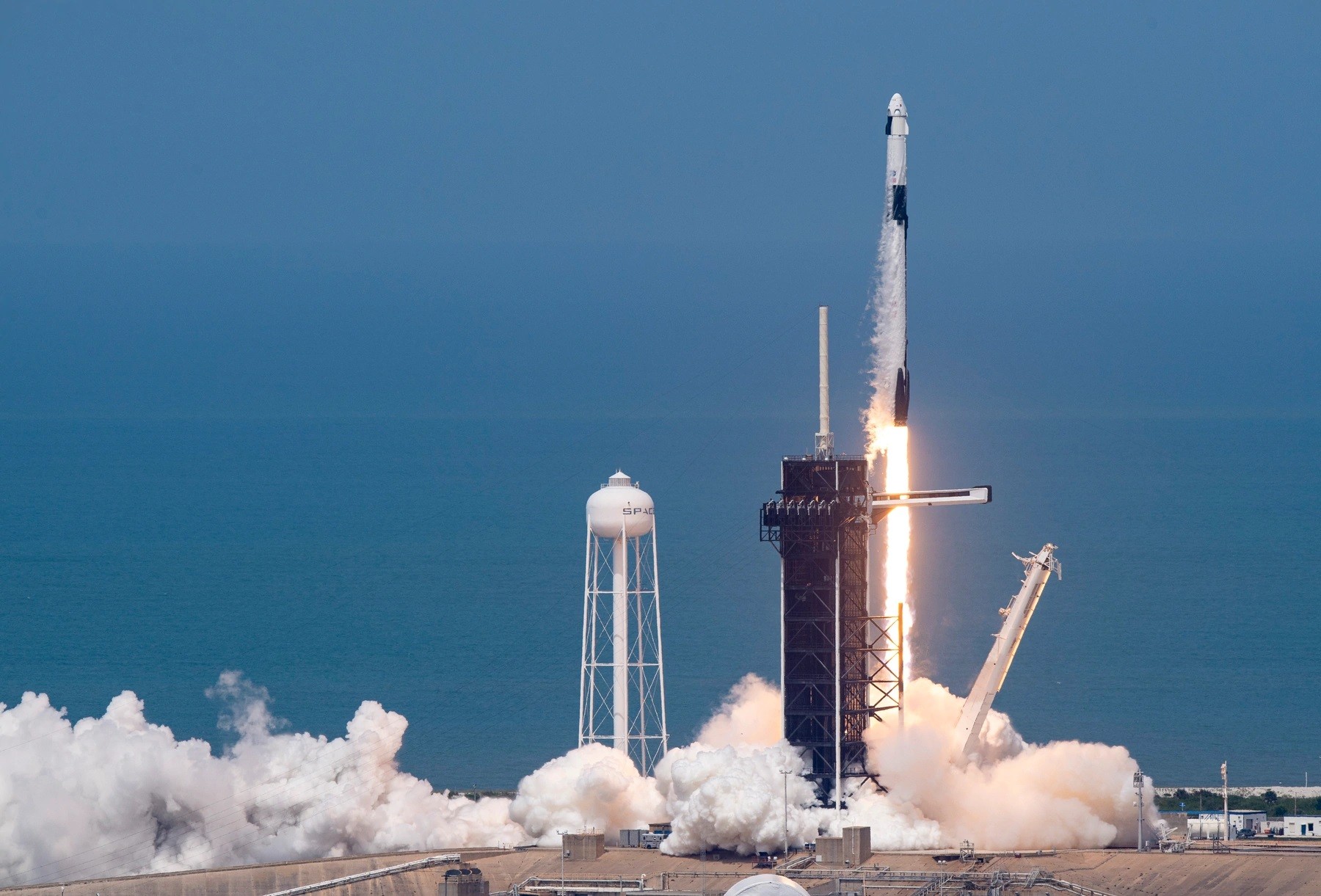SpaceX NASA First Astronaut Flight to The International Space Station ...
